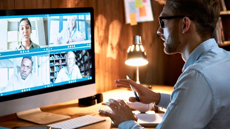 Insegna su Digital-School.online - Digital School